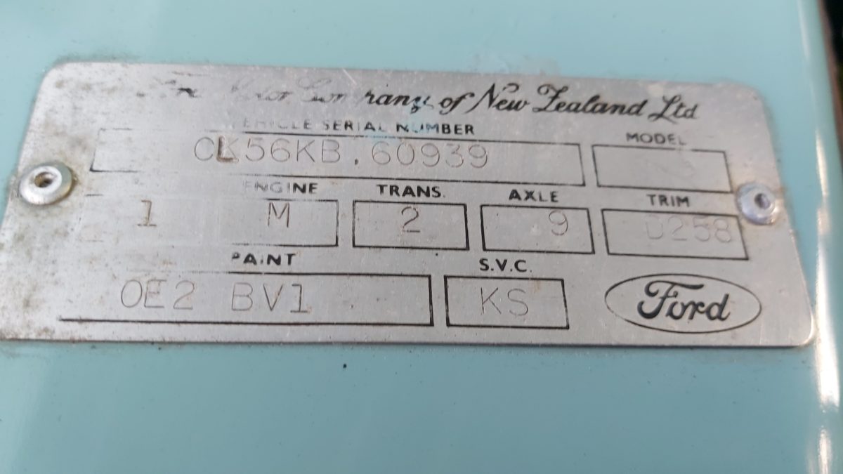 1970 Ford Zephyr - Waimak Classic Cars