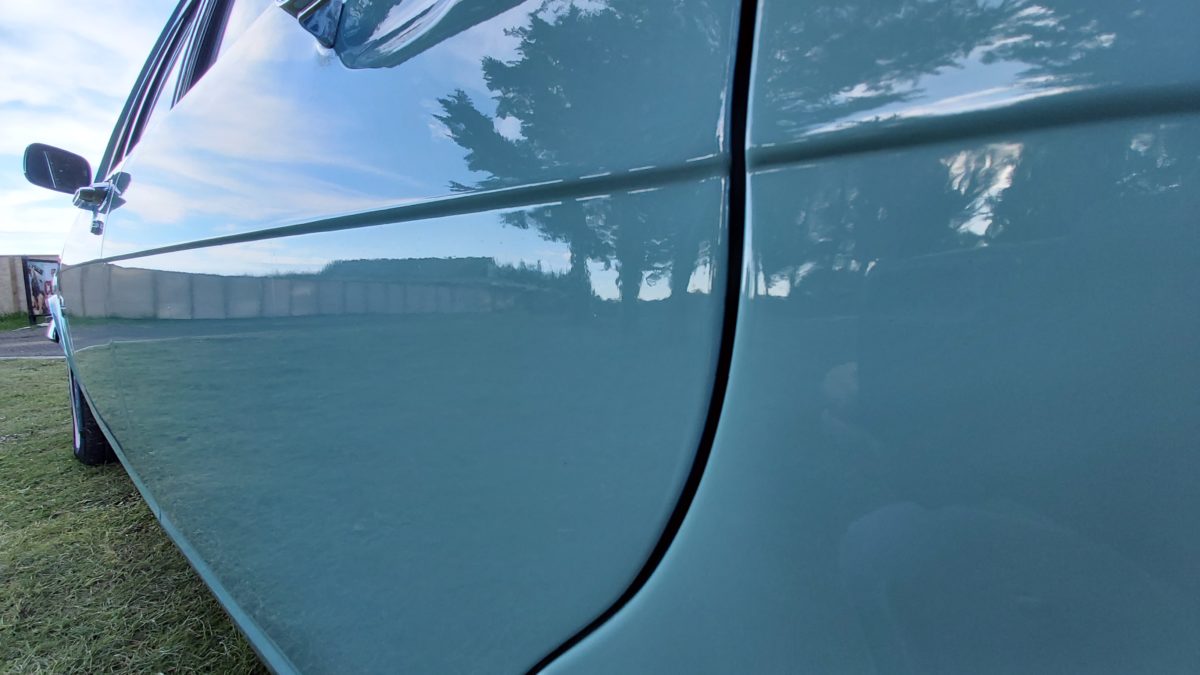 1970 Ford Zephyr - Waimak Classic Cars