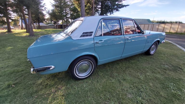 1970 Ford Zephyr | Waimak Classic Cars