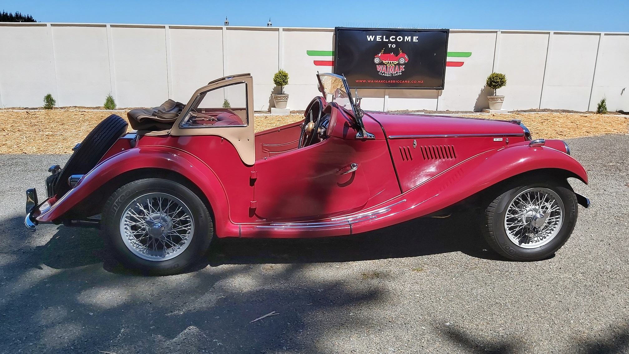 1955 MG TF 1500 - Waimak Classic Cars