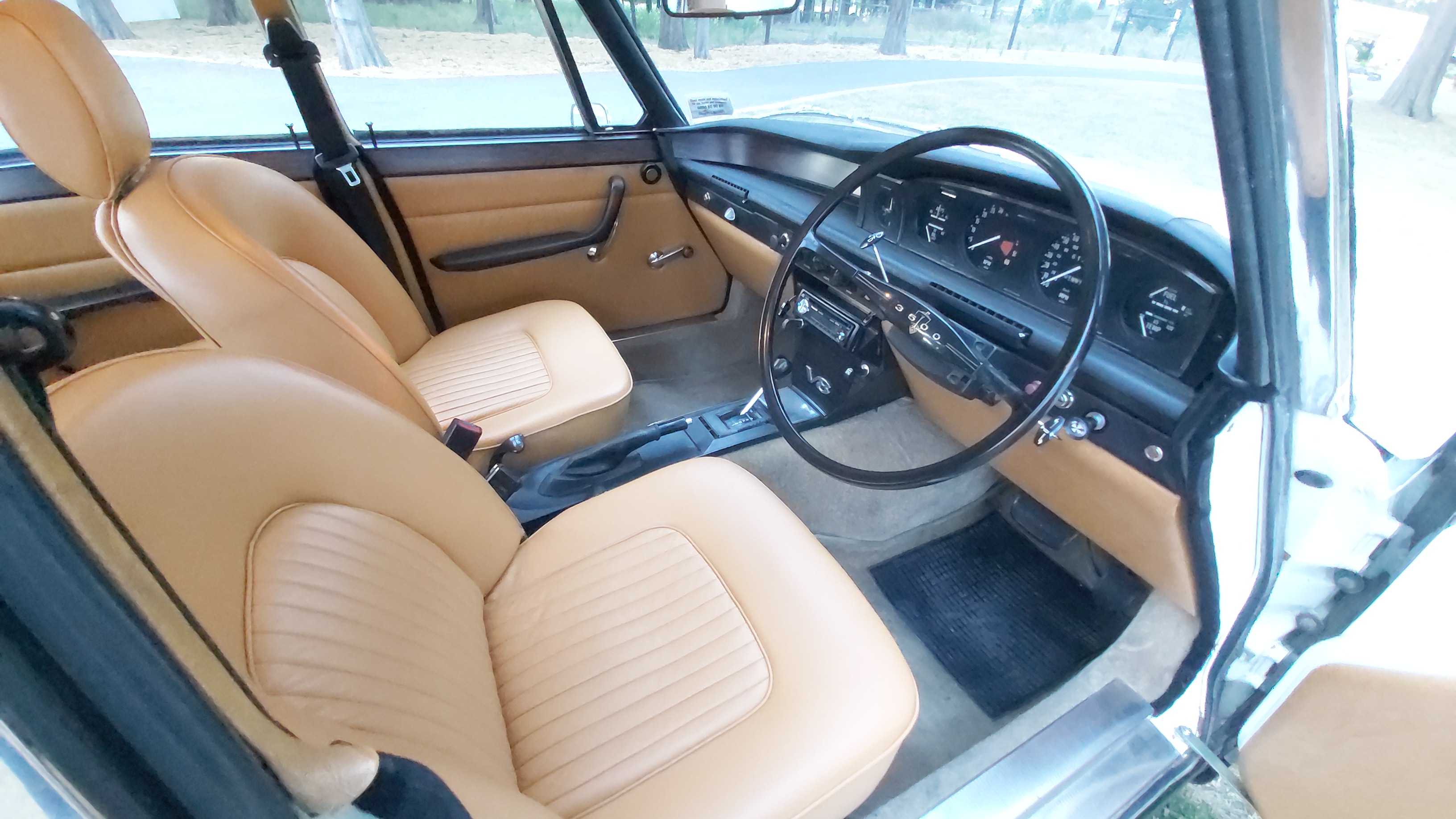 1972 Rover P6B - Waimak Classic Cars