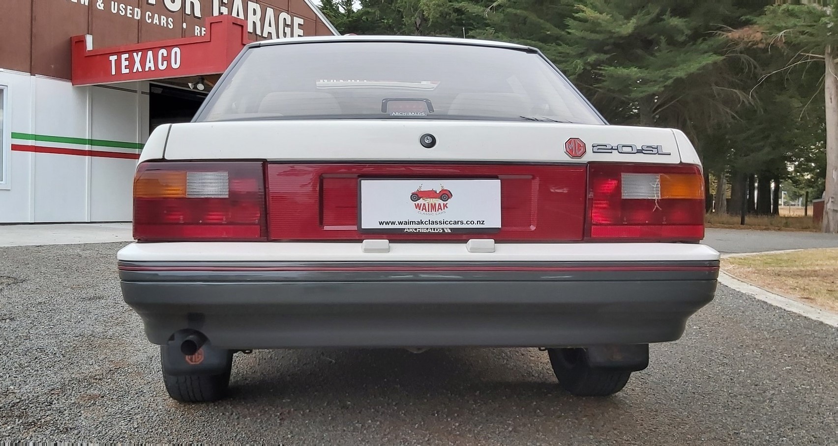 1990 Rover MG SL - Waimak Classic Cars