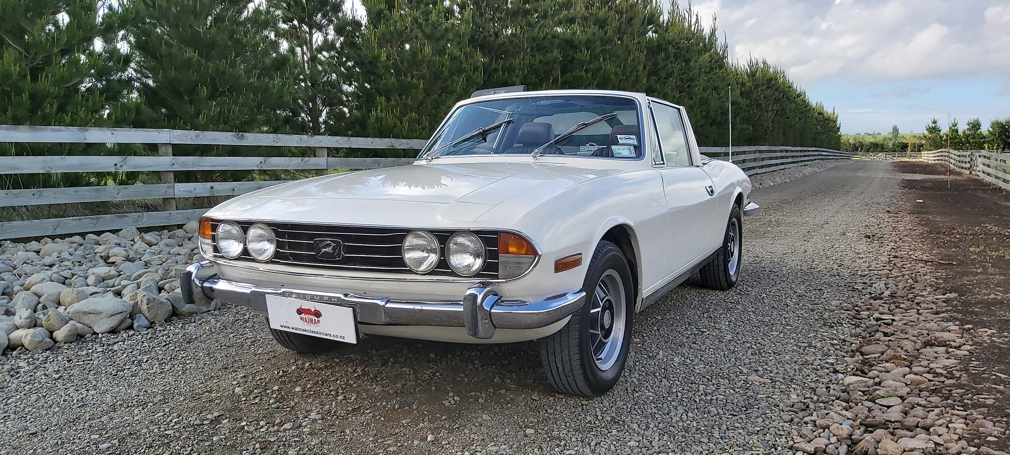 1973 Triumph Stag V8 - Waimak Classic Cars