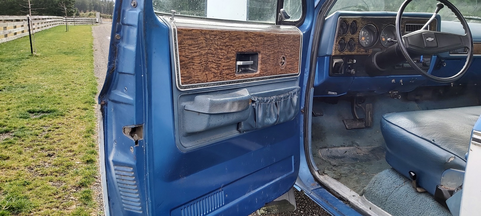 1974 Chevrolet C30 454 V8 - Waimak Classic Cars