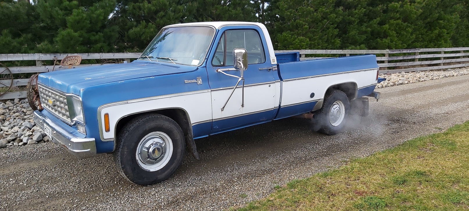 1974 Chevrolet C30 454 V8 - Waimak Classic Cars