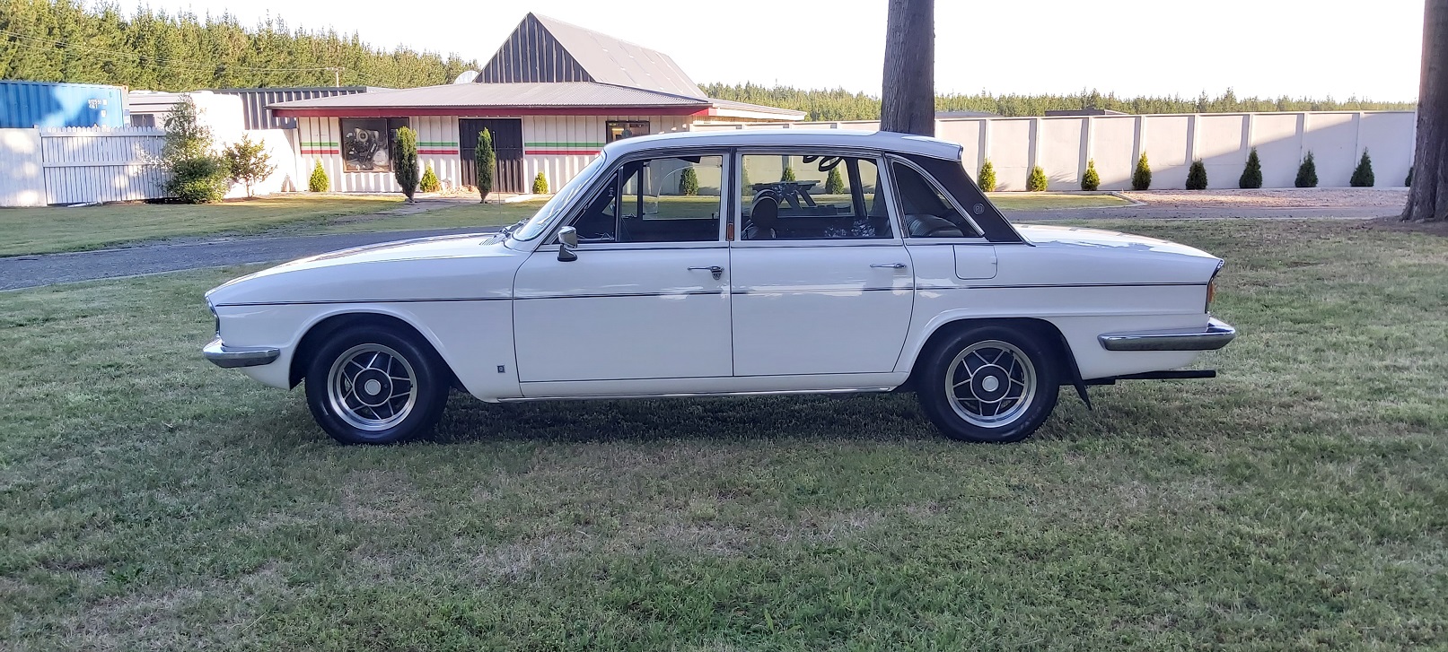 1972 Triumph 2500 PI - Waimak Classic Cars