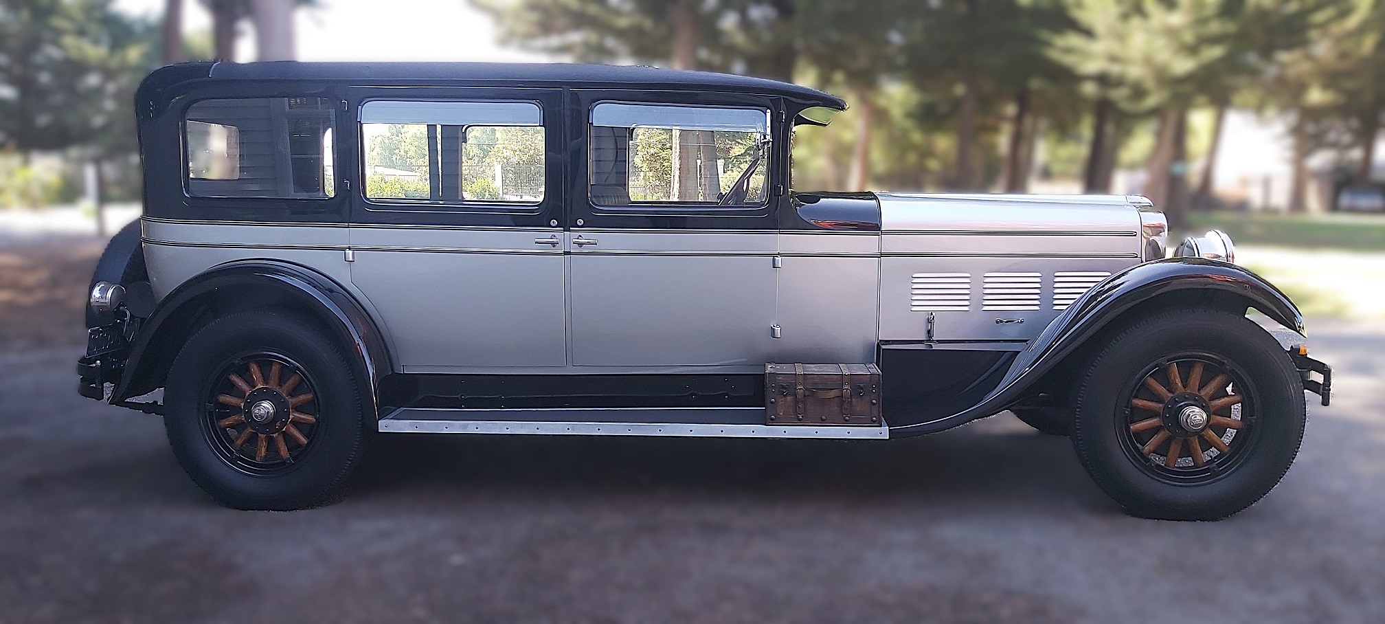 1927 Stutz AA Limousine - Waimak Classic Cars